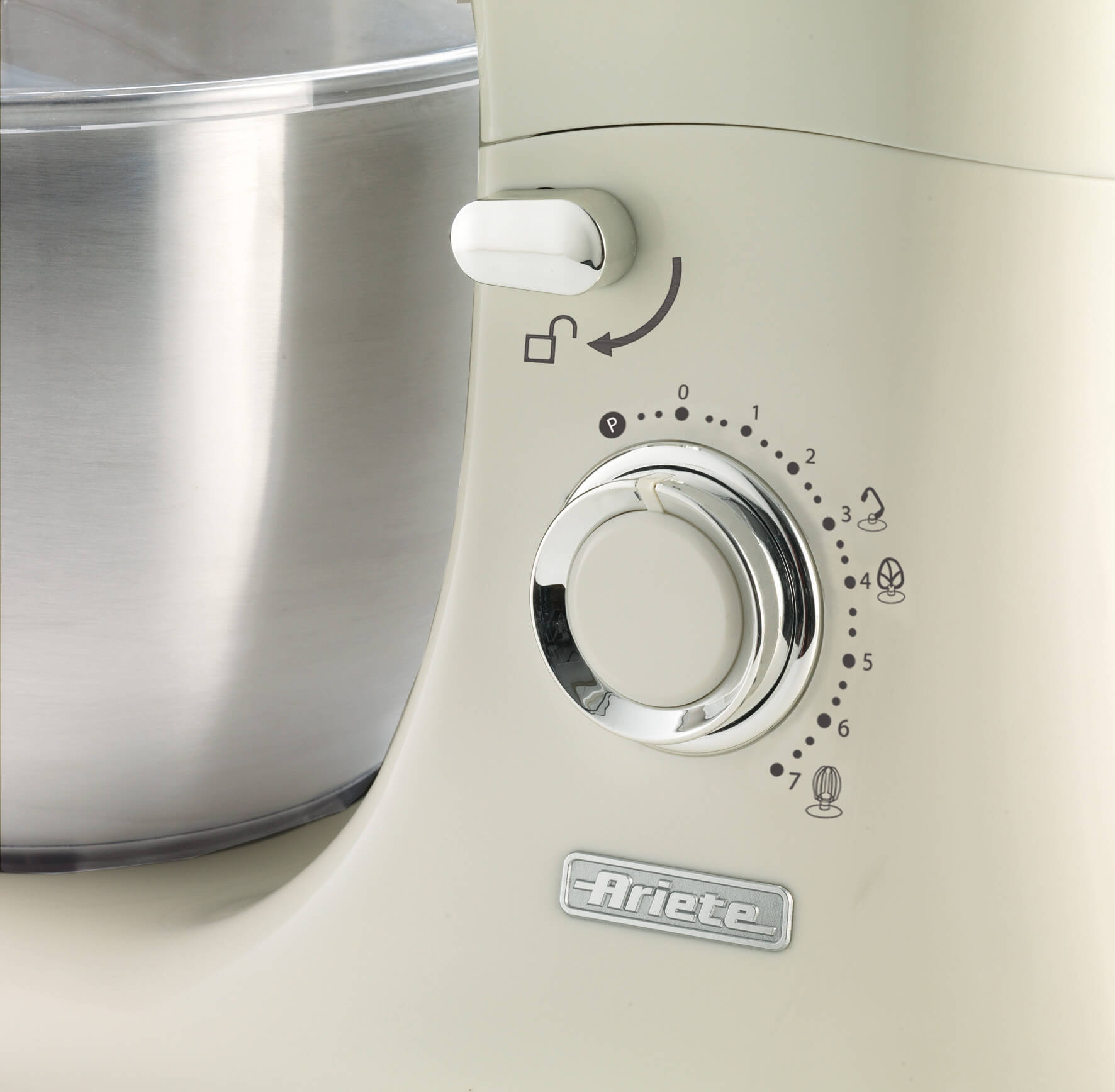 Planetary mixer Beige | Vintage mixer | Ariete