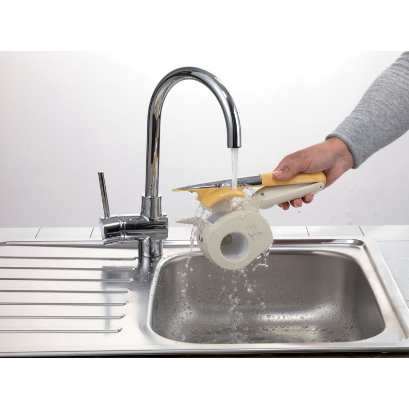 Waterproof Electric Grater | Gratì Waterproof | Ariete